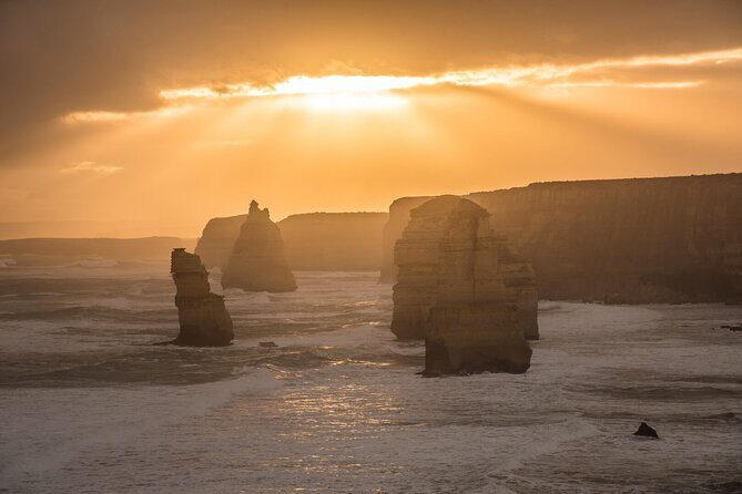 Great Ocean Road and 12 Apostles Tour - The Experience: Pros and Cons
