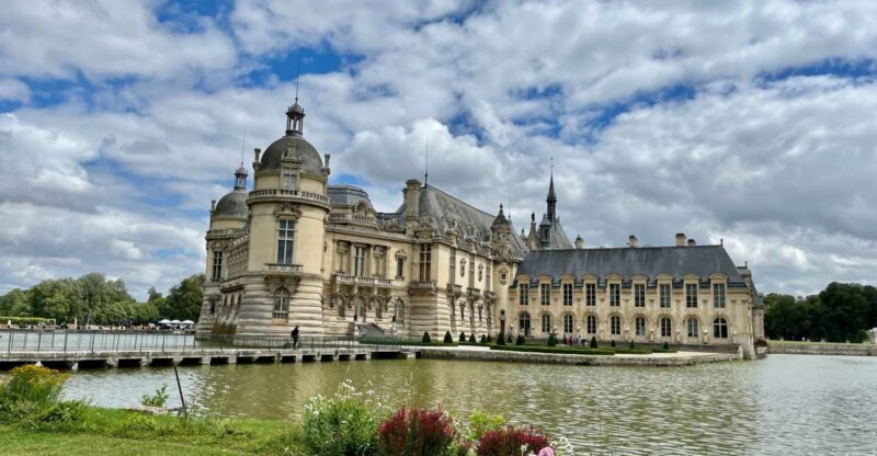Great Stables of Prince de Conde & Palace Chantilly - Introduction