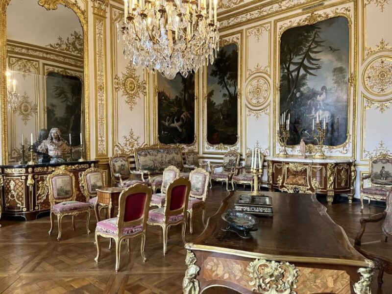 Great Stables of Prince de Conde & Palace Chantilly - Additional Highlights