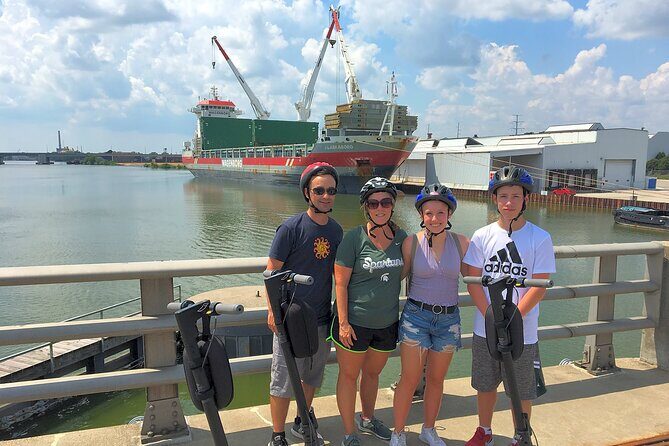 Green Bay E-Scooter Guided Glide w/ Private Tour Option - Key Points