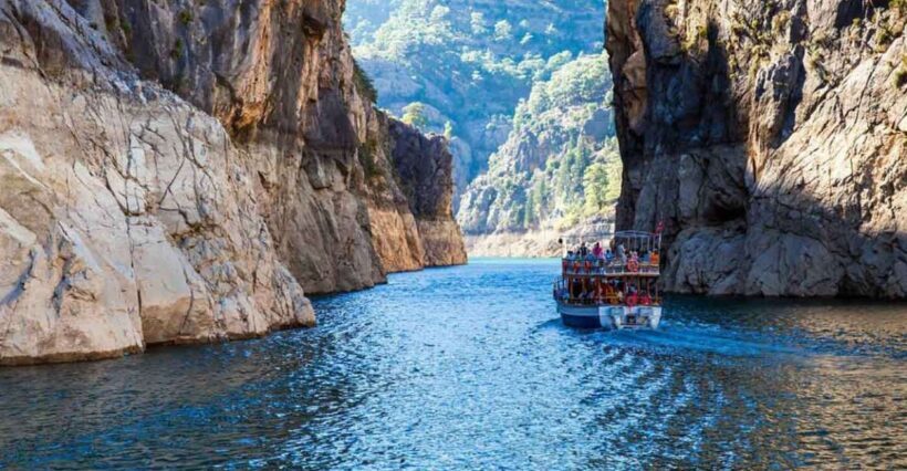Green Canyon: Boot Tour with Lunch, Soft Drinks, & Transfer - The Journey and Transportation