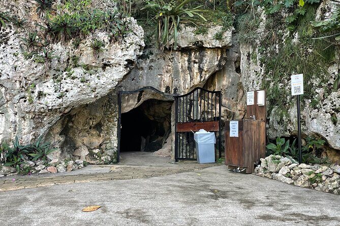 Green Grotto Caves and Dunns river falls combine tour from Montego Bay - Who Should Book This Tour?