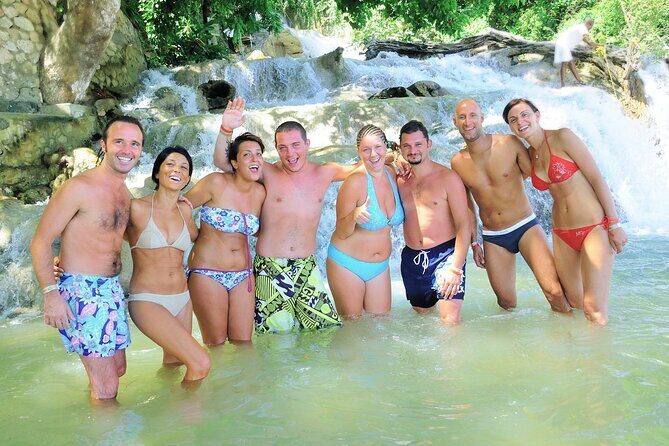 Green Grotto Caves and Dunn's River Falls Guided Tour with Admission - FAQs