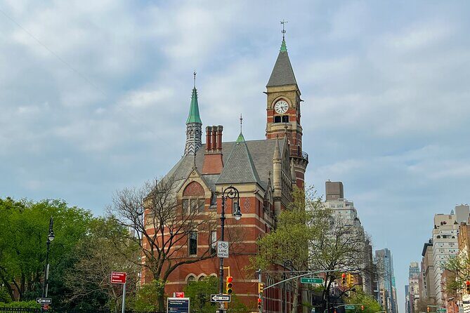 Greenwich Village, New York City Culture and History Walking Tour - Key Points