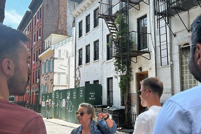 Greenwich Village: Pizza, Desserts & History Food Tour - Who Should Consider This Tour?