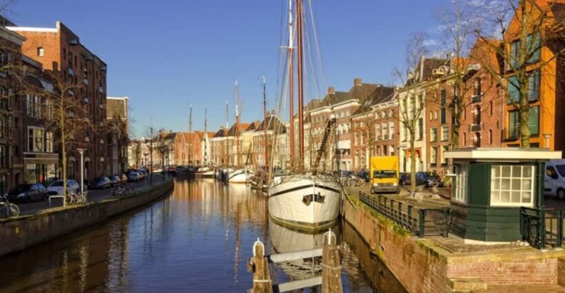 Groningen: Private custom tour with a local guide - Highlights of the Tour Experience