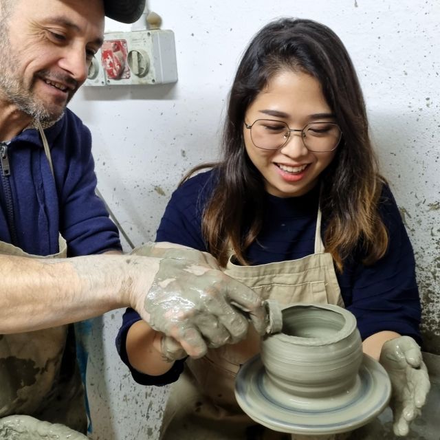 Grottaglie: Shape ceramics at the potter's wheel - Key Points