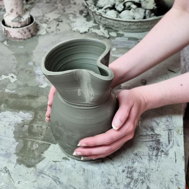 Grottaglie: Shape ceramics at the potter's wheel - The Itinerary: From History to Hands-On Creation
