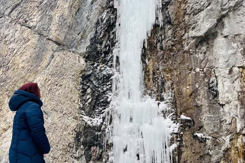 Grotto Canyon Ice Walk with Indigenous Pictographs - Who Is This Tour Best For?