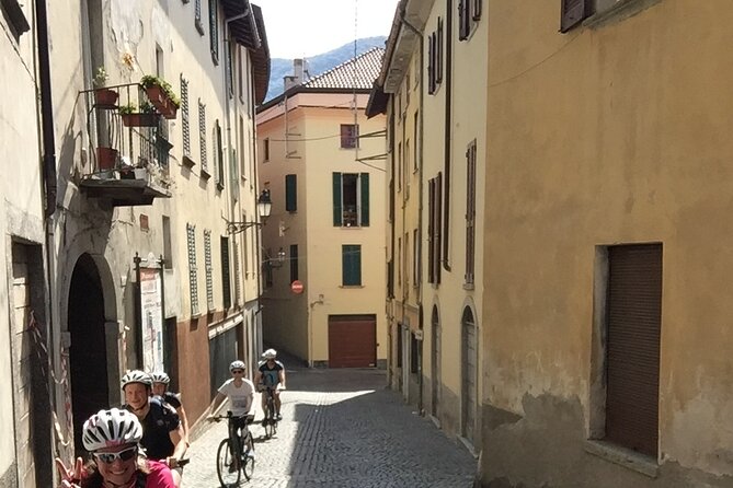 Group Bike Tour: Onno & Ghisallino (E-Bikes and Road Bikes) - Tour Details