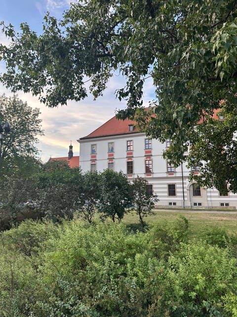 Group city tour (walking tour) through Wroclaw in German - Practical Details: What to Know Before You Go