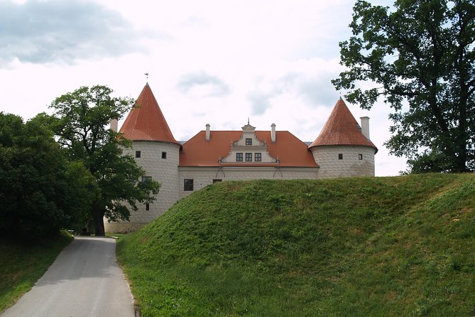 Group Day Trip to Rundale Palace Review - Inclusions and Exclusions