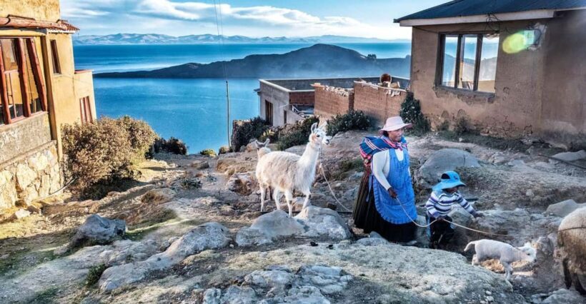 Group Excursion to Lake Titicaca and Sun Island - Key Points