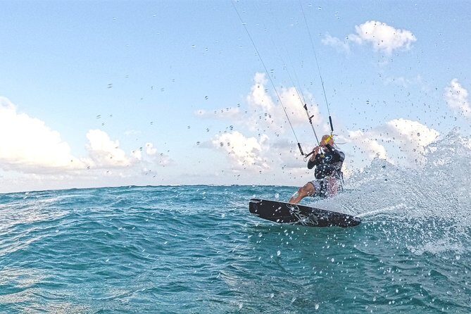 Group Kiteboarding Lesson in Tulum - Who Is This Tour Best For?