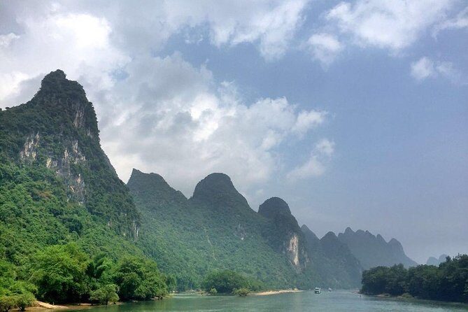 Group Li River Cruise Day Tour - FAQ