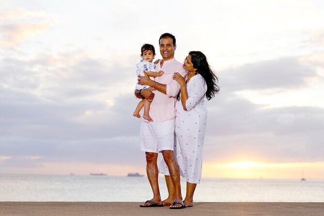Group Photography Experience at Waikiki Beach - What You Can Expect from This Waikiki Photography Tour