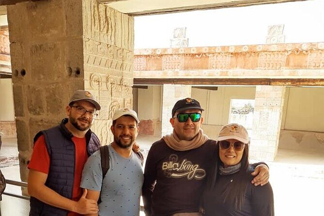 Group reduced to Pyramids of Teotihuacan and Basilica of Guadalupe - Lunch at El Jaguar