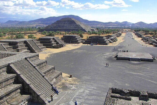 Group reduced to Pyramids of Teotihuacan and Basilica of Guadalupe - Final Thoughts: Is This Tour Worth It?