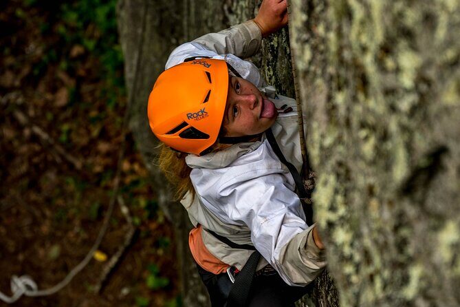 Group Rock Climbing in Interstate Park - Key Points