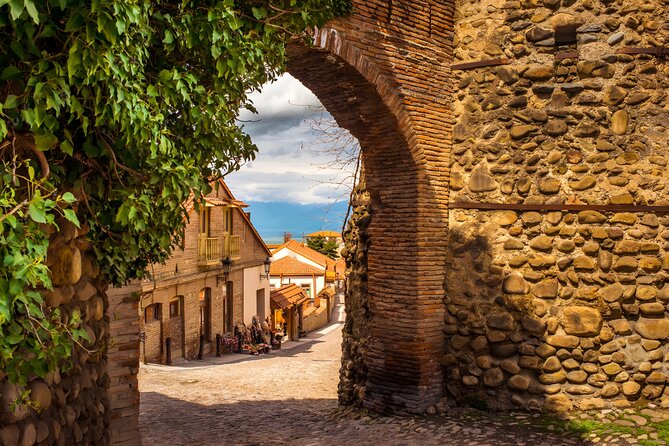 Group Tour From Tbilisi: Sighnaghi, Bodbe & 8 Wine Tastings - Booking and Cancellation Policies