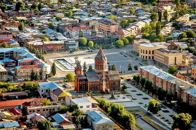 Group Tour: Gyumri (Urban Life museum, Black fortress, old town), Harichavank - What to Expect at Each Stop: A Deep Dive