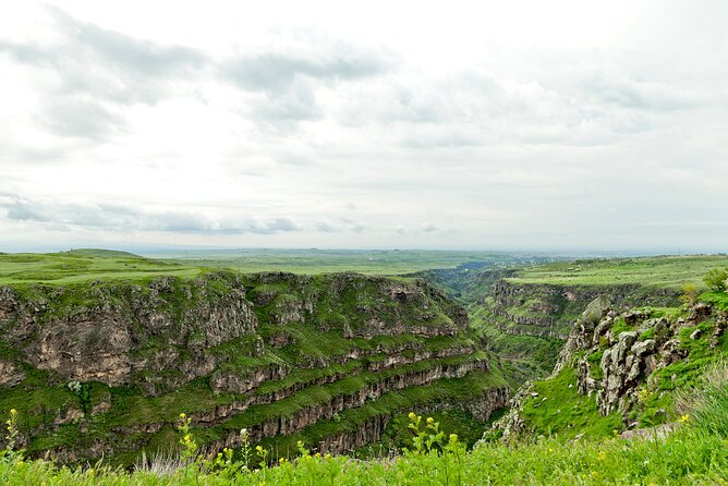 Group Tour: Saghmosavank, Wine Yard, Echmiadzin, Zvartnots - Valuing the Experience