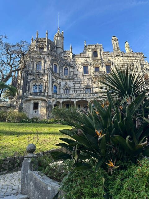 Group Tour Sintra: Highlights, Coastline and Cascais - An In-Depth Look at the Tour Experience