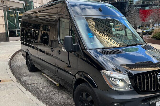 Group Van Transfers from Chicago O'Hare and Midway Airports - The Experience Breakdown