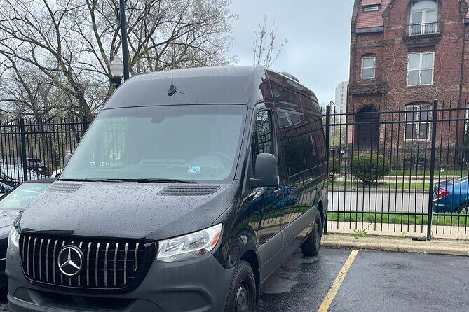 Group Van Transfers from Chicago O'Hare and Midway Airports - The Sum Up