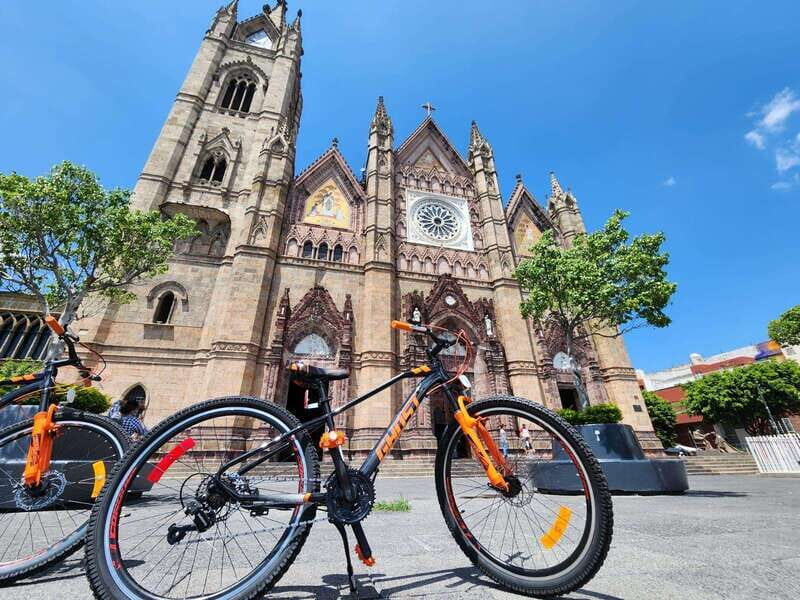 Guadalajara: Bicycle rental per day. - The Sum Up