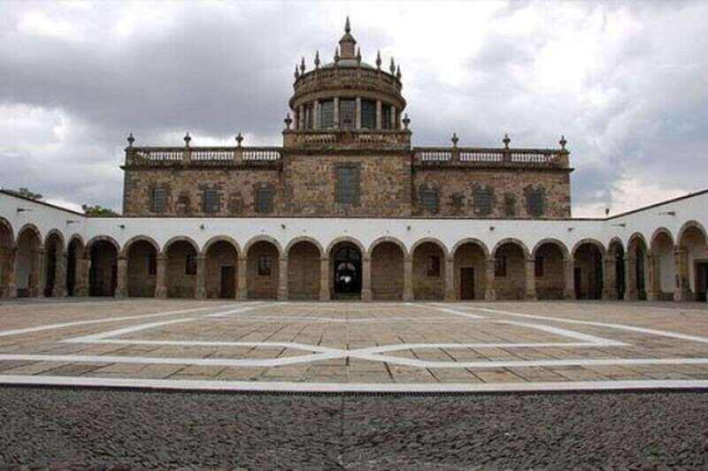 Guadalajara : Highlights Walking Tour With A Guide - Who Will Love This Tour?