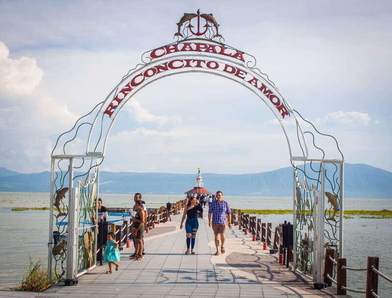 Guadalajara: Lake Chapala and Ajijic Day Trip with Boat Trip - A Comprehensive Look at the Tour
