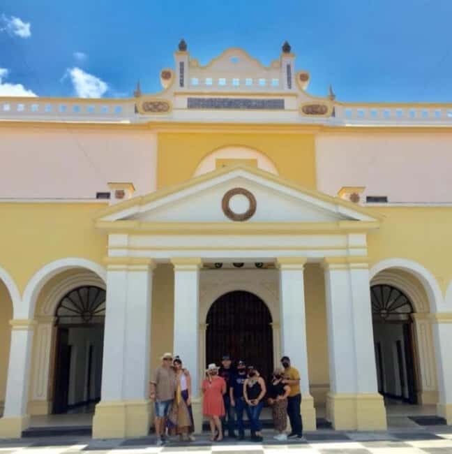 Guadalajara:Tlaquepaque Tramway Tour +Tile Painting & Drinks - Who Will Love This Tour?
