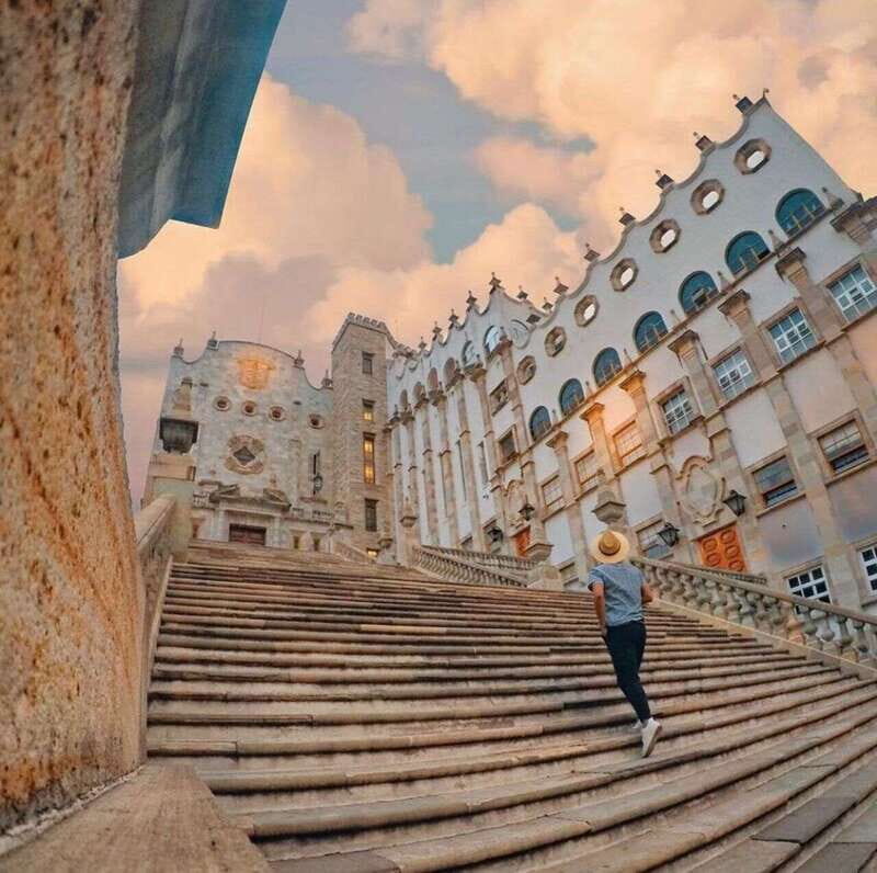 Guanajuato: Private Guided Walking Tour - What Makes a Good Tour Guide?