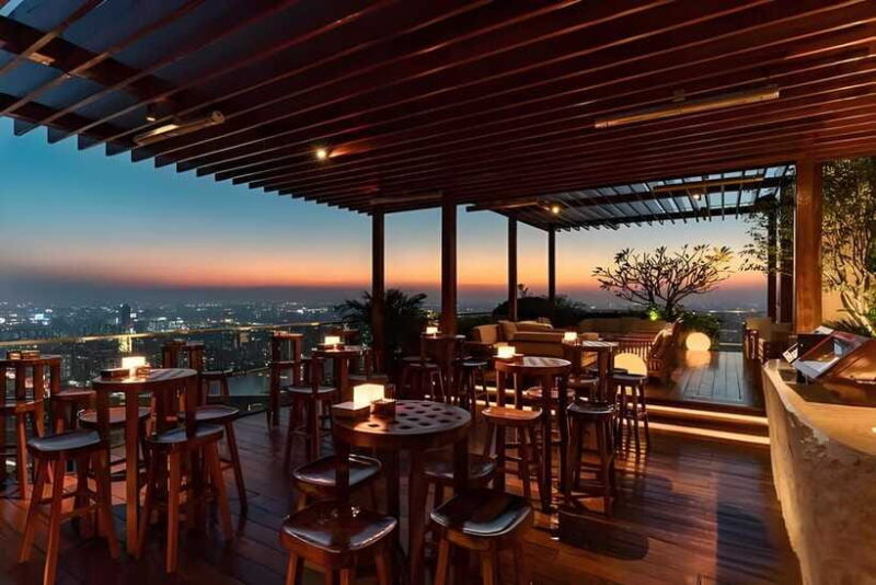 GuangZhou: 70 Floor RoofTop openair Bar, Sunset & Light Show - Authentic Traveler Perspectives