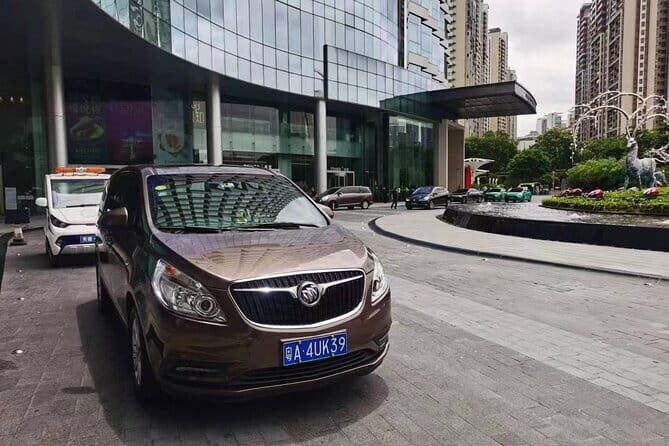 Guangzhou Downtown Hotel - Baiyun Airport OneWay Private Transfer - Meeting Points and Timing