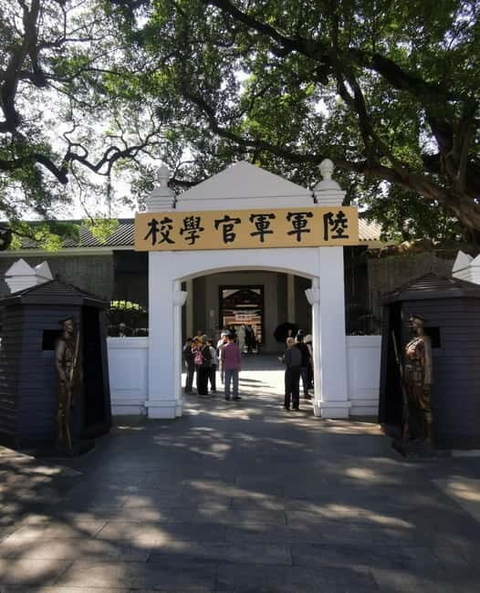 Guangzhou: Food and Highlights Small Group Tour - Key Points