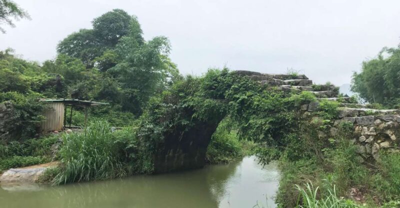 Guangzhou to Yingxi Corridor and Cave Fairland PRI Day Tour - Authenticity and Experience