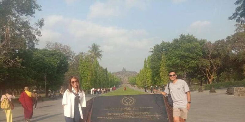 Guarantee First class Borobudur & Prambanan Temple. - Key Points