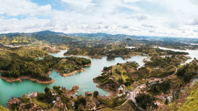 Guatape and El Peñol Rock Tour: Private or Shared - Who Will Love This Tour?