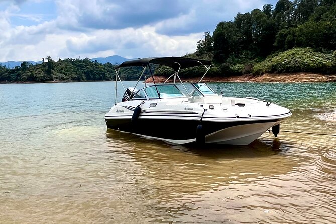 Guatape and El Peñol Town and Dam Tour From Medellin - Highlights of the Guatape and El Peñol Experience