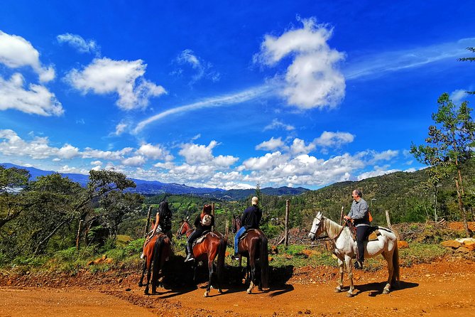 Guatape & Horseback Riding Private Tour From Medellin - Key Points