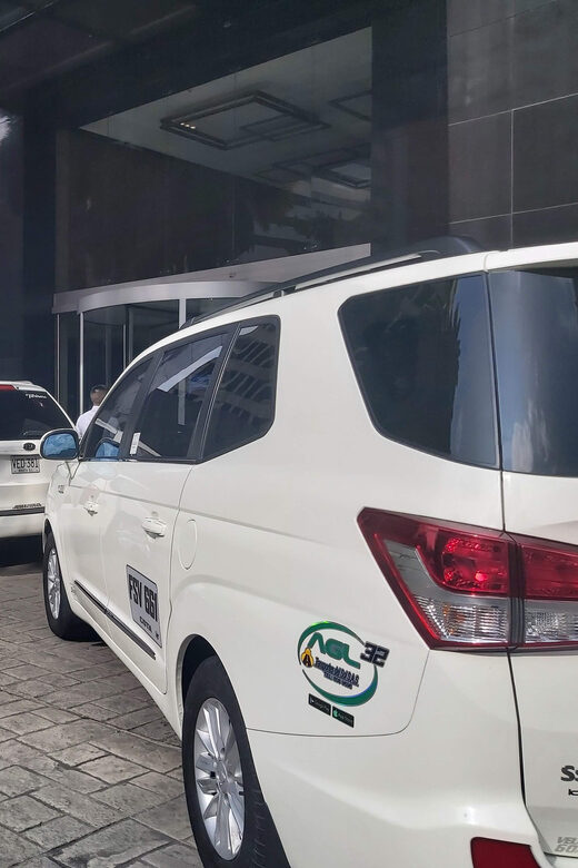 Guatavita Lagoon + Casa loca + Pueblo+ Salt Cathedral - Who Should Consider This Tour