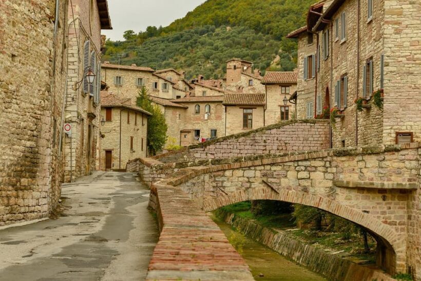 Gubbio guided tour with lunch & Visit of Sant'Ubaldo Church - Key Points
