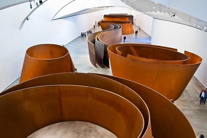 Guggenheim Bilbao Museum Private Tour - Exploring Key Artworks and Artist Stories