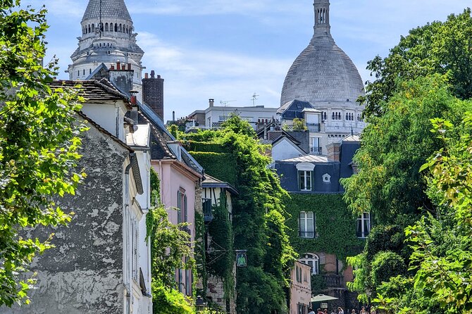 Guided and Private Tour of 3 hours through Paris aboard a Citroën 2cv - FAQ