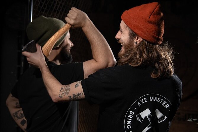 Guided Axe Throwing Experience Review - Customer Ratings and Positive Feedback