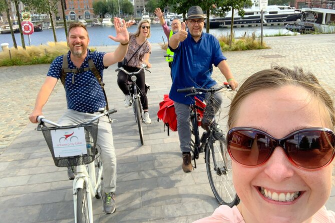 Guided Bike Tour: 2 Hours Highlights of Antwerp - FAQ