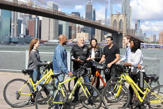Guided Bike Tour of Lower Manhattan and Brooklyn Bridge - Tour Guide Spotlights