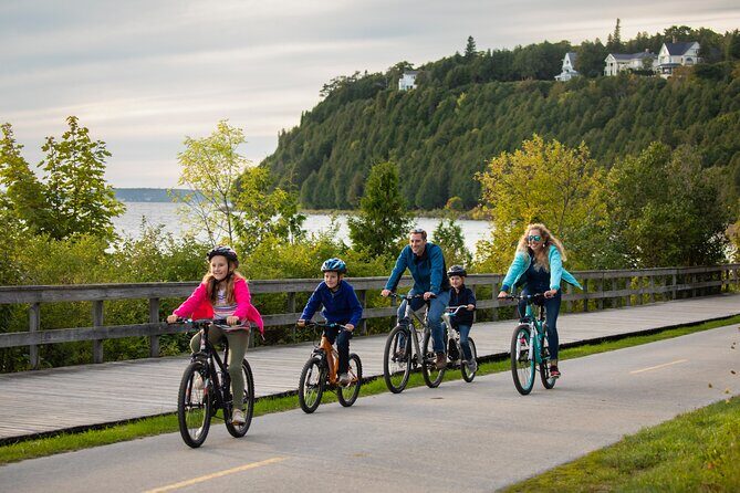 Guided Bike Tour of Mackinac Island with Scenic Views - What to Expect: The Itinerary Breakdown